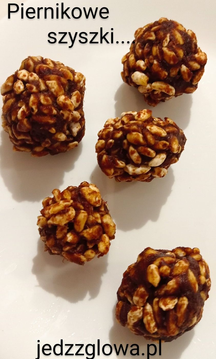 Piernikowe szyszki daktylowo-czekoladowe- zdrowa słodycz na świąteczny ...