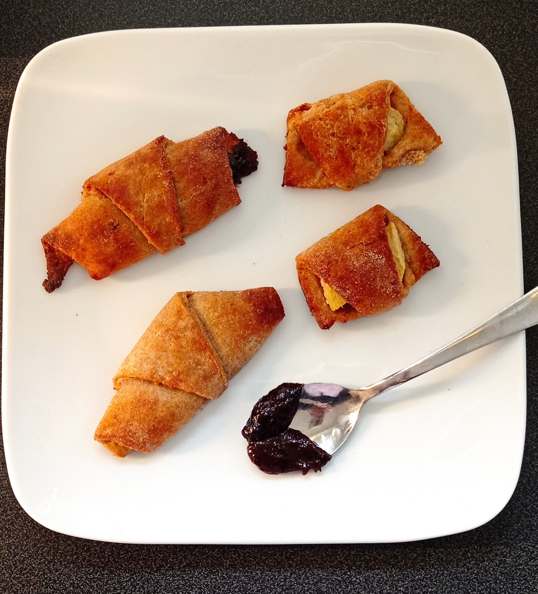 Rogaliki twarogowe idealne dla małych i dużych łasuchów :) - Jedzzglowa ...